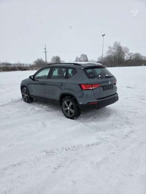 Grey SEAT Ateca 2019 in Marijampole, with an engine capacity of 1.00 L and mileage of 96 thousand km for 9250 €, photo 3 on AUTOMOTO.COM.LV