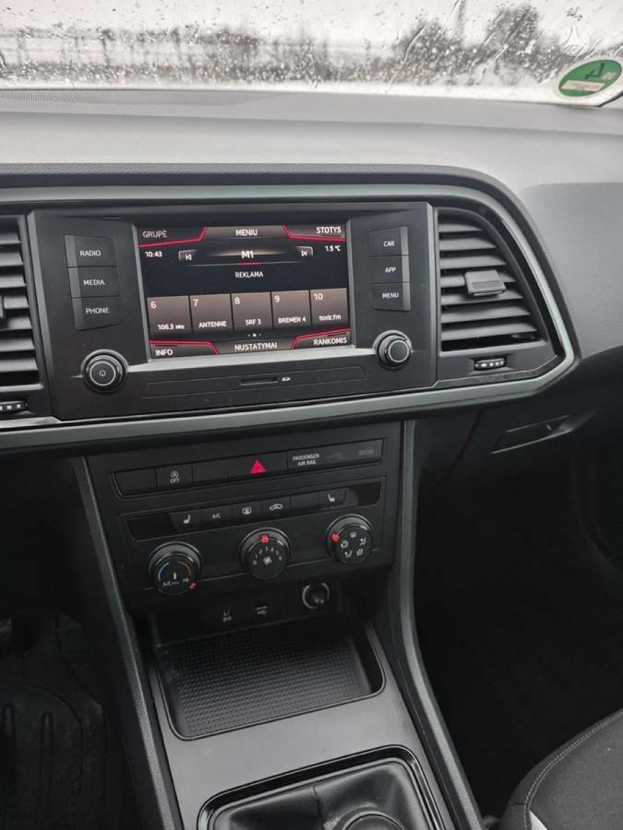 Grey SEAT Ateca 2019 in Marijampole, with an engine capacity of 1.00 L and mileage of 96 thousand km for 9250 €, photo 18 on AUTOMOTO.COM.LV