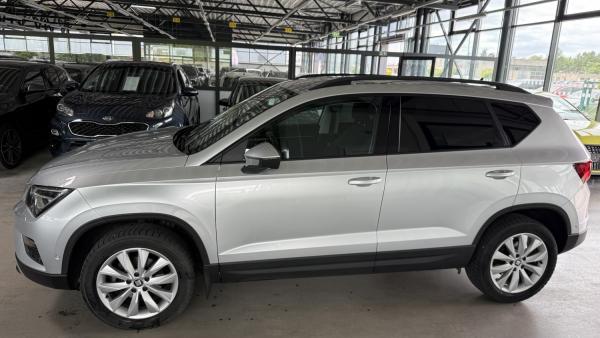 Grey SEAT Ateca 2019 in Riga, with an engine capacity of 1.60 L and mileage of 158 thousand km for 1290000 €, photo 1 on AUTOMOTO.COM.LV