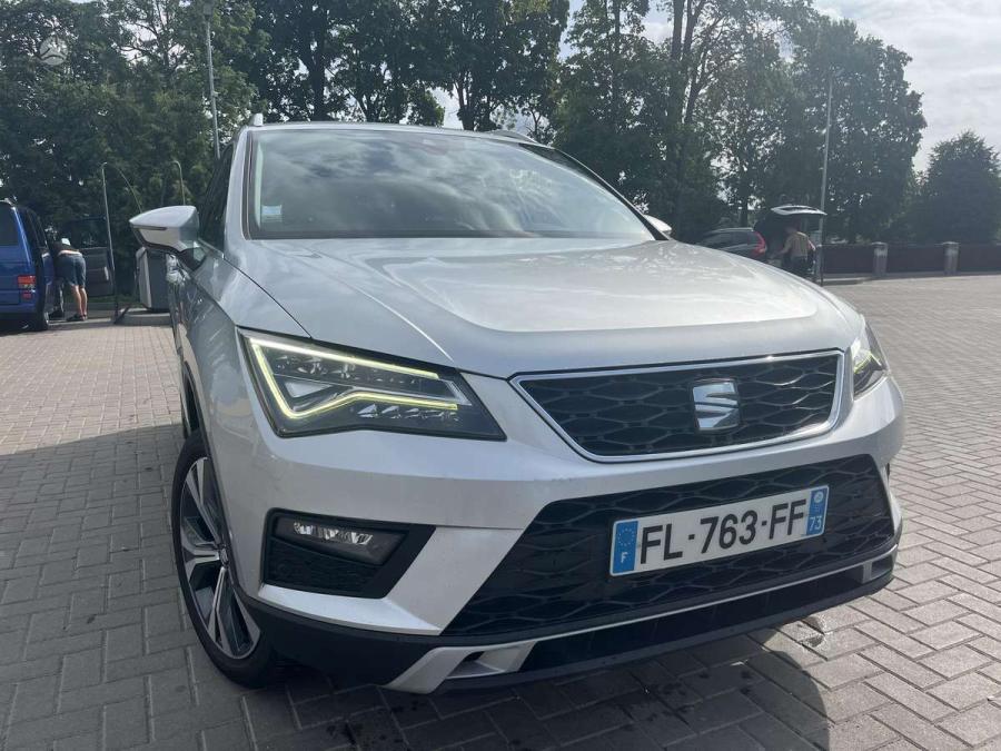 Grey SEAT Ateca 2019 in Taurage, with an engine capacity of 1.97 L and mileage of 205 thousand km for 13800 €, photo 4 on AUTOMOTO.COM.LV
