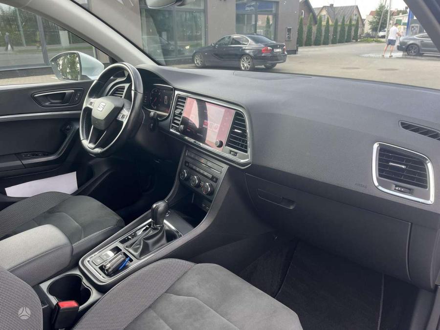 Grey SEAT Ateca 2019 in Taurage, with an engine capacity of 1.97 L and mileage of 205 thousand km for 13800 €, photo 10 on AUTOMOTO.COM.LV