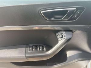 Grey SEAT Ateca 2019 in Taurage, with an engine capacity of 1.97 L and mileage of 205 thousand km for 13800 €, photo 19 on AUTOMOTO.COM.LV