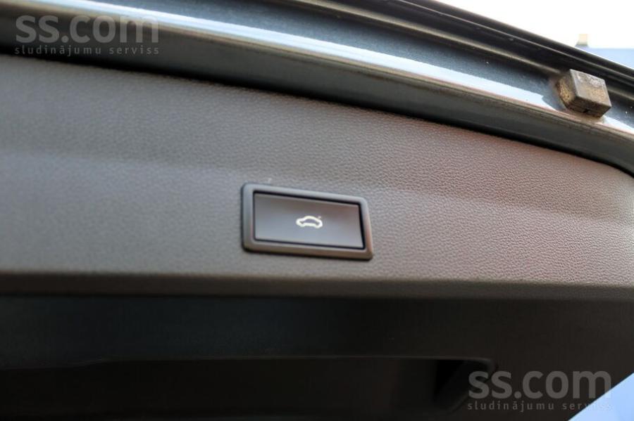 Grey SEAT Ateca 2019 in Riga, with an engine capacity of 1.60 L and mileage of 130 thousand km for 12990 €, photo 27 on AUTOMOTO.COM.LV