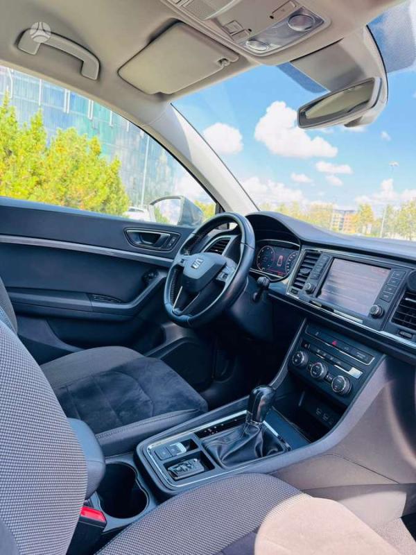 Grey SEAT Ateca 2019 in Siauliai, with an engine capacity of 1.60 L and mileage of 243 thousand km for 12900 €, photo 8 on AUTOMOTO.COM.LV