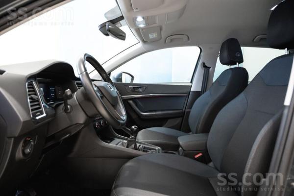 Grey SEAT Ateca 2020 in Riga, with an engine capacity of 1.00 L and mileage of 95 thousand km for 9990 €, photo 7 on AUTOMOTO.COM.LV