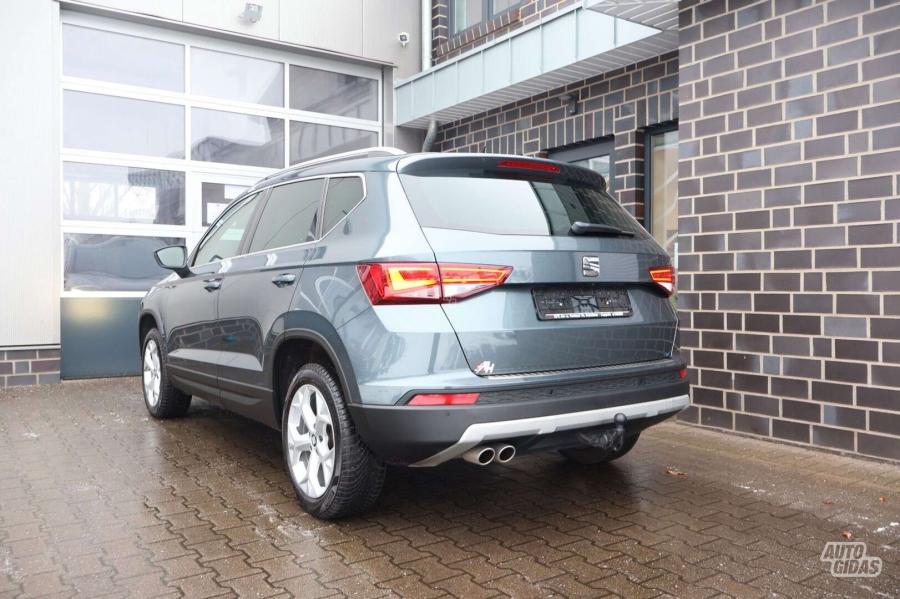 Grey SEAT Ateca 2020 in Kaunas, with an engine capacity of 1.50 L and mileage of 87 thousand km for 23935 €, photo 3 on AUTOMOTO.COM.LV