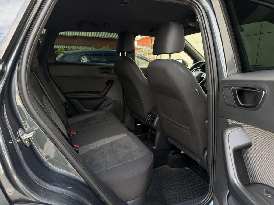 Grey SEAT Ateca 2020 in Kretinga, with an engine capacity of 2.00 L and mileage of 168 thousand km for 18999 €, photo 15 on AUTOMOTO.COM.LV