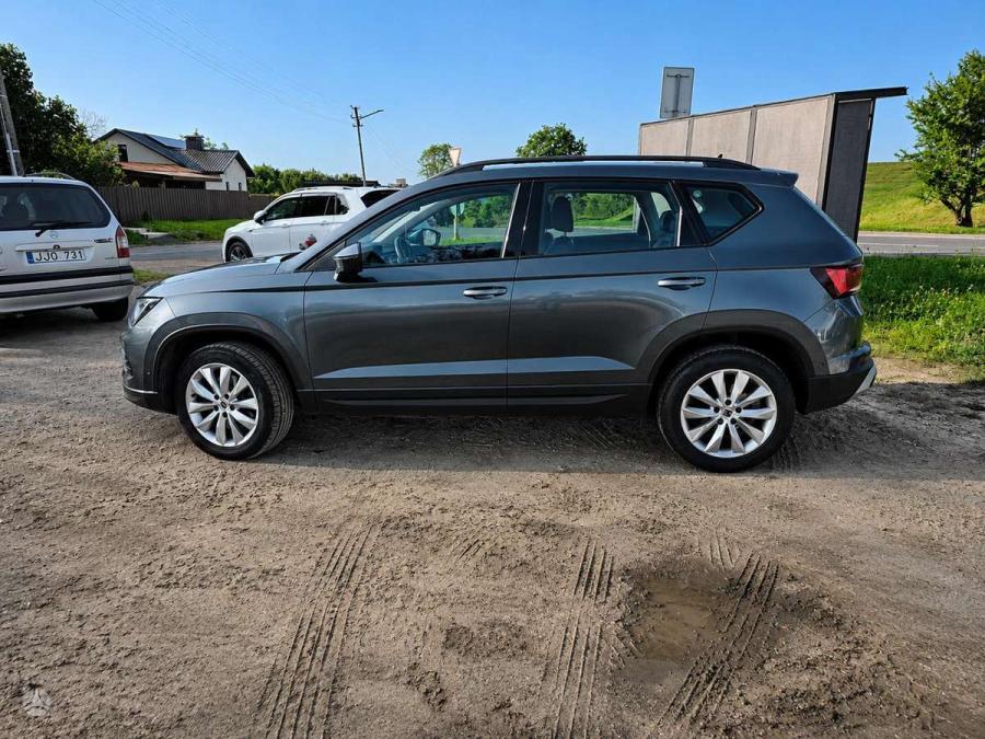 Grey SEAT Ateca 2021 in Kaunas, with an engine capacity of 1.97 L and mileage of 125 thousand km for 17800 €, photo 9 on AUTOMOTO.COM.LV