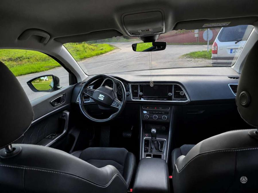 Grey SEAT Ateca 2021 in Kaunas, with an engine capacity of 1.97 L and mileage of 125 thousand km for 17800 €, photo 12 on AUTOMOTO.COM.LV