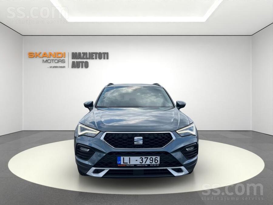 Grey SEAT Ateca 2021 in Riga, with an engine capacity of 1.50 L and mileage of 102 thousand km for 15990 €, photo 3 on AUTOMOTO.COM.LV