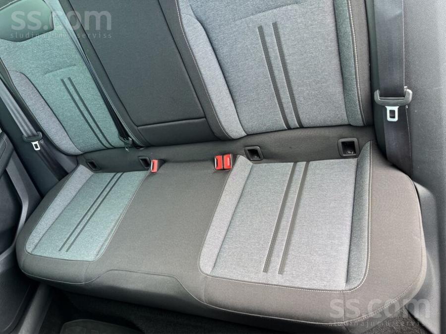 Grey SEAT Ateca 2021 in Riga, with an engine capacity of 1.50 L and mileage of 102 thousand km for 15990 €, photo 14 on AUTOMOTO.COM.LV