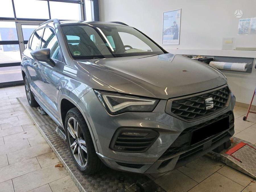 Pelēks SEAT Ateca 2022 Viļņa, ar dzinēja tilpumu 1.50 L un nobraukumu 143 tūkst. km par 21647 €, foto 3 vietnē AUTOMOTO.COM.LV