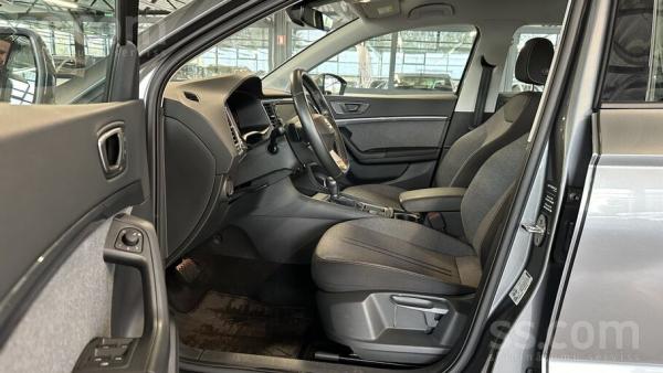 Pelēks SEAT Ateca 2023 Rīga, ar dzinēja tilpumu 1.50 L un nobraukumu 41 tūkst. km par 23900 €, foto 10 vietnē AUTOMOTO.COM.LV