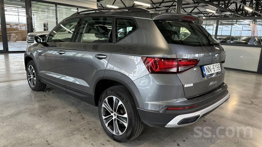 Grey SEAT Ateca 2023 in Riga, with an engine capacity of 1.50 L and mileage of 41 thousand km for 22900 €, photo 3 on AUTOMOTO.COM.LV