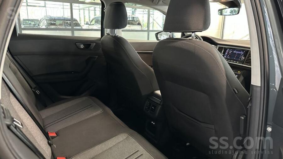 Pelēks SEAT Ateca 2023 Rīga, ar dzinēja tilpumu 1.50 L un nobraukumu 45 tūkst. km par 22900 €, foto 15 vietnē AUTOMOTO.COM.LV