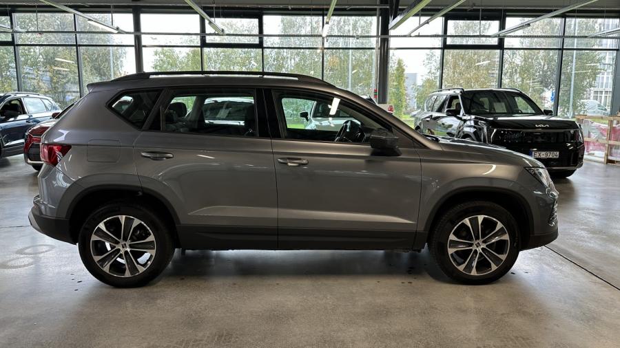 Pelēks SEAT Ateca 2023 Rīga, ar dzinēja tilpumu 1.50 L un nobraukumu 41 tūkst. km par 2290000 €, foto 5 vietnē AUTOMOTO.COM.LV