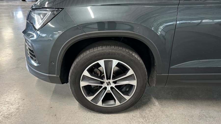 Pelēks SEAT Ateca 2023 Rīga, ar dzinēja tilpumu 1.50 L un nobraukumu 45 tūkst. km par 2290000 €, foto 7 vietnē AUTOMOTO.COM.LV
