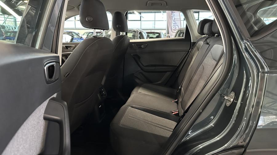 Pelēks SEAT Ateca 2023 Rīga, ar dzinēja tilpumu 1.50 L un nobraukumu 45 tūkst. km par 2290000 €, foto 12 vietnē AUTOMOTO.COM.LV