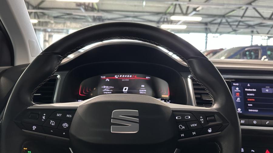 Pelēks SEAT Ateca 2023 Rīga, ar dzinēja tilpumu 1.50 L un nobraukumu 45 tūkst. km par 2290000 €, foto 18 vietnē AUTOMOTO.COM.LV