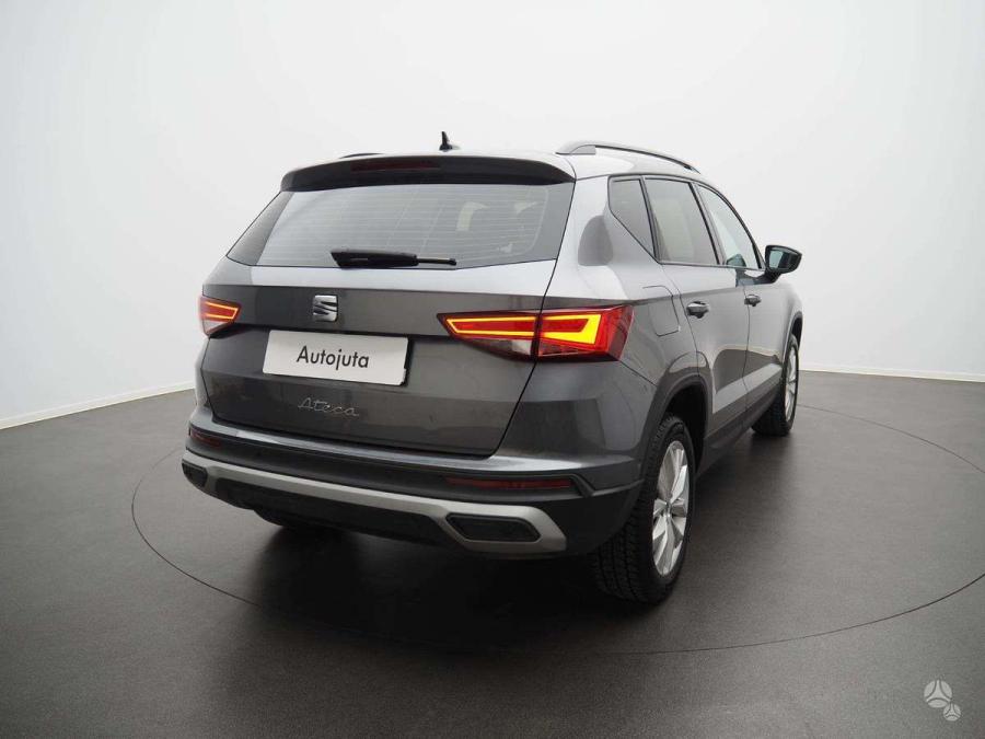 Grey SEAT Ateca 2023 in Vilnius, with an engine capacity of 1.50 L and mileage of 65 thousand km for 21900 €, photo 5 on AUTOMOTO.COM.LV