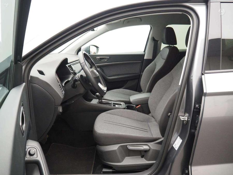 Grey SEAT Ateca 2023 in Vilnius, with an engine capacity of 1.50 L and mileage of 65 thousand km for 21900 €, photo 9 on AUTOMOTO.COM.LV