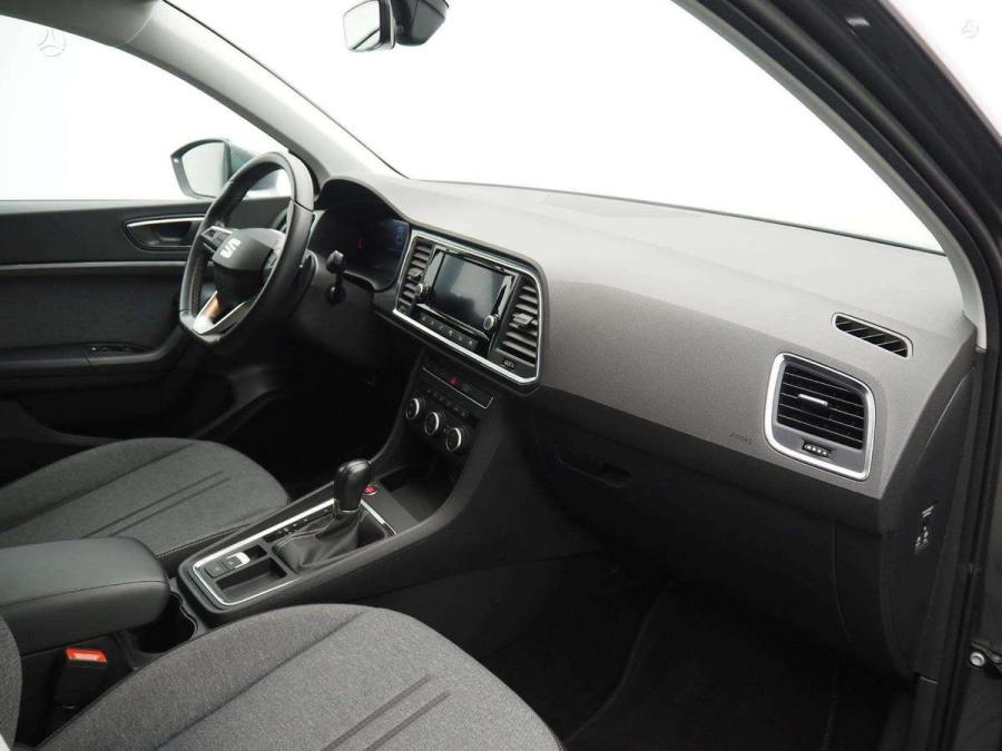 Grey SEAT Ateca 2023 in Vilnius, with an engine capacity of 1.50 L and mileage of 65 thousand km for 21900 €, photo 15 on AUTOMOTO.COM.LV