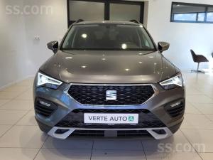 Grey SEAT Ateca 2023 in Riga, with an engine capacity of 1.50 L and mileage of 24 thousand km for 24290 €, photo 3 on AUTOMOTO.COM.LV