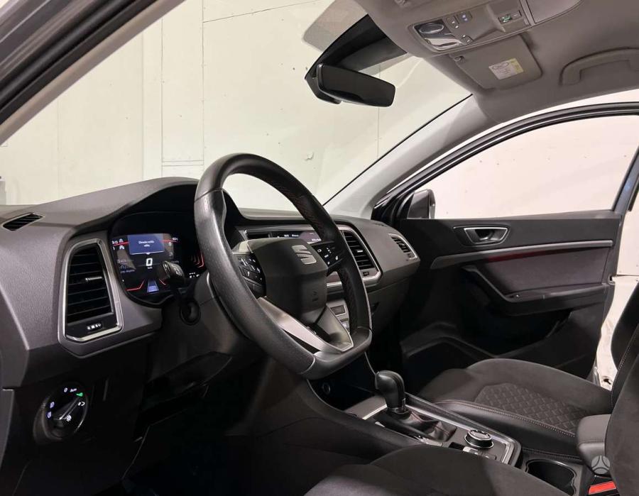 Серый Сеат Ateca 2023 в Клайпеда, объемом двигателя 1.98 л и пробегом 162 тыс. км за 21000 €, фото 3 на AUTOMOTO.COM.LV