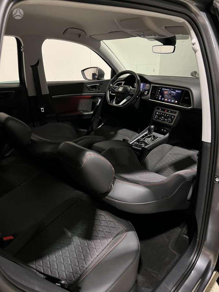 Серый Сеат Ateca 2023 в Клайпеда, объемом двигателя 1.98 л и пробегом 162 тыс. км за 21000 €, фото 19 на AUTOMOTO.COM.LV