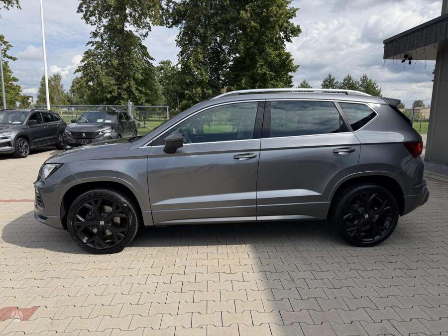 Grey SEAT Ateca 2023 in Siauliai, with an engine capacity of 1.97 L and mileage of 137 thousand km for 21990 €, photo 8 on AUTOMOTO.COM.LV