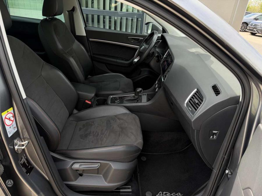 Grey SEAT Ateca 2023 in Siauliai, with an engine capacity of 1.97 L and mileage of 137 thousand km for 21990 €, photo 20 on AUTOMOTO.COM.LV