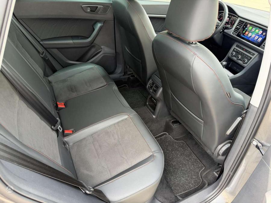 Grey SEAT Ateca 2023 in Siauliai, with an engine capacity of 1.97 L and mileage of 137 thousand km for 21990 €, photo 22 on AUTOMOTO.COM.LV