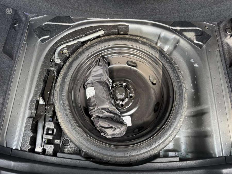 Grey SEAT Ateca 2023 in Siauliai, with an engine capacity of 1.97 L and mileage of 137 thousand km for 21990 €, photo 25 on AUTOMOTO.COM.LV