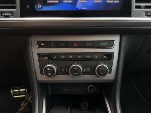 Grey SEAT Ateca 2023 in Siauliai, with an engine capacity of 1.97 L and mileage of 137 thousand km for 21990 €, photo 29 on AUTOMOTO.COM.LV