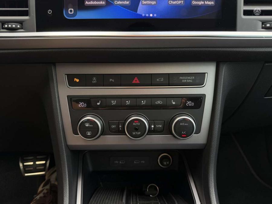 Grey SEAT Ateca 2023 in Siauliai, with an engine capacity of 1.97 L and mileage of 137 thousand km for 21990 €, photo 29 on AUTOMOTO.COM.LV