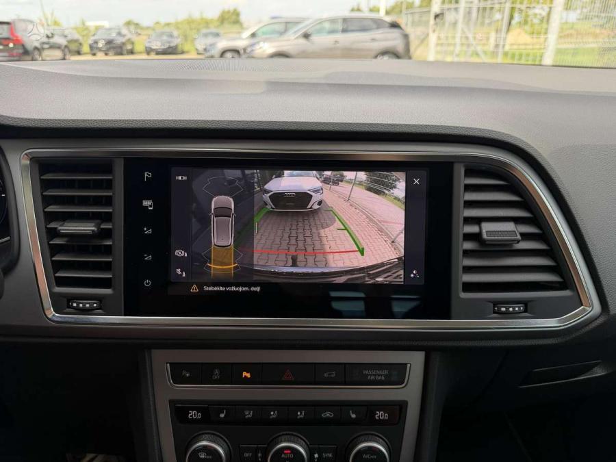 Grey SEAT Ateca 2023 in Siauliai, with an engine capacity of 1.97 L and mileage of 137 thousand km for 21990 €, photo 30 on AUTOMOTO.COM.LV