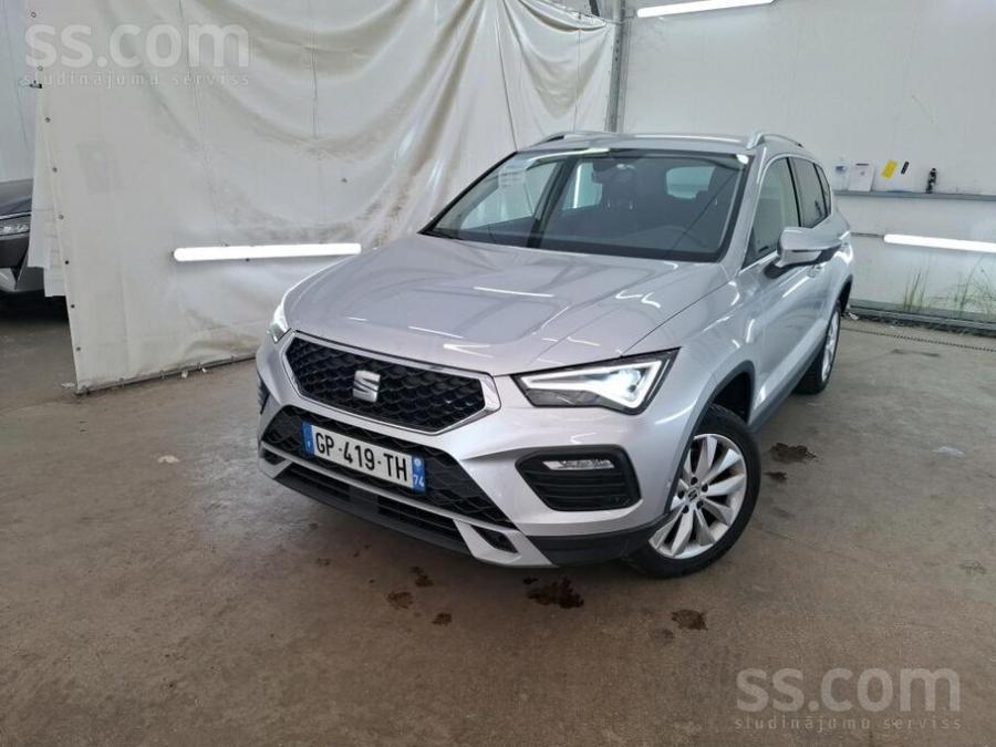 Серый Сеат Ateca 2023 в Рига, объемом двигателя 2.00 л и пробегом 105 тыс. км за 22200 €, фото 1 на AUTOMOTO.COM.LV