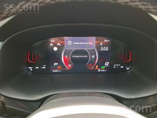 Grey SEAT Ateca 2023 in Riga, with an engine capacity of 2.00 L and mileage of 105 thousand km for 22200 €, photo 7 on AUTOMOTO.COM.LV