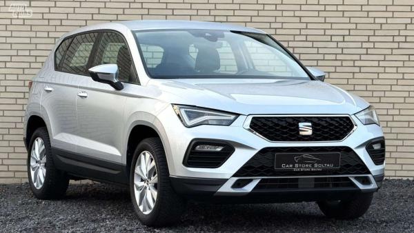 Grey SEAT Ateca 2024 in Kaunas, with an engine capacity of 1.50 L and mileage of 30 thousand km for 25647 €, photo 2 on AUTOMOTO.COM.LV