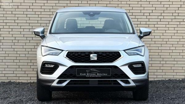 Grey SEAT Ateca 2024 in Kaunas, with an engine capacity of 1.50 L and mileage of 30 thousand km for 25647 €, photo 3 on AUTOMOTO.COM.LV