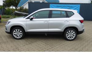 Grey SEAT Ateca 2024 in Kaunas, with an engine capacity of 1.50 L and mileage of 33 thousand km for 24829 €, photo 3 on AUTOMOTO.COM.LV