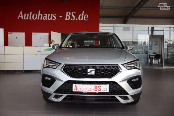 Grey SEAT Ateca 2024 in Kaunas, with an engine capacity of 1.50 L and mileage of 33 thousand km for 24190 €, photo 2 on AUTOMOTO.COM.LV