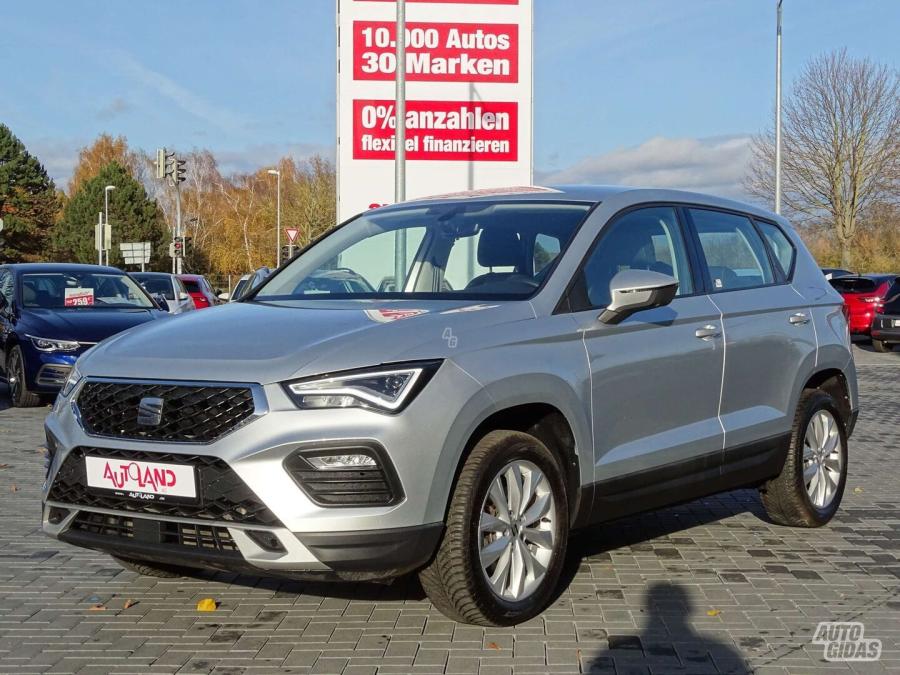 Grey SEAT Ateca 2024 in Kaunas, with an engine capacity of 1.50 L and mileage of 29 thousand km for 27499 €, photo 2 on AUTOMOTO.COM.LV
