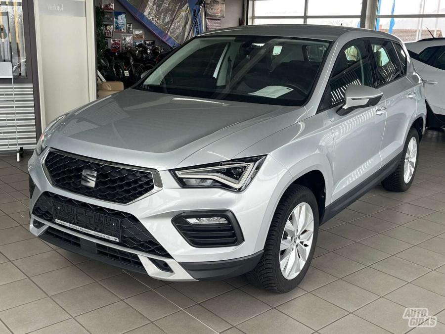 Grey SEAT Ateca 2024 in Kaunas, with an engine capacity of 0.00 L and mileage of 30 thousand km for 26005 €, photo 1 on AUTOMOTO.COM.LV