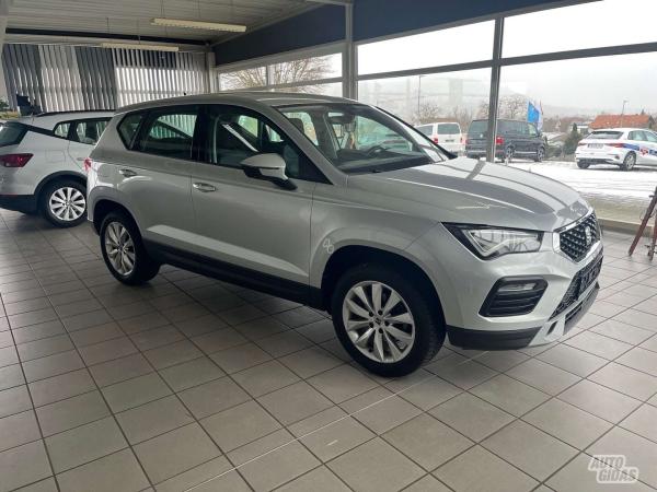 Grey SEAT Ateca 2024 in Kaunas, with an engine capacity of 0.00 L and mileage of 30 thousand km for 26005 €, photo 2 on AUTOMOTO.COM.LV