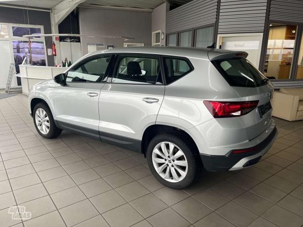 Grey SEAT Ateca 2024 in Kaunas, with an engine capacity of 0.00 L and mileage of 30 thousand km for 26005 €, photo 3 on AUTOMOTO.COM.LV