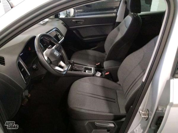 Pelēks SEAT Ateca 2024 Kauņa, ar dzinēja tilpumu 2.00 L un nobraukumu 23 tūkst. km par 31649 €, foto 4 vietnē AUTOMOTO.COM.LV