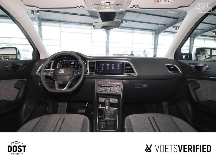Grey SEAT Ateca 2025 in Kaunas, with an engine capacity of 1.50 L and mileage of 13 thousand km for 32699 €, photo 7 on AUTOMOTO.COM.LV