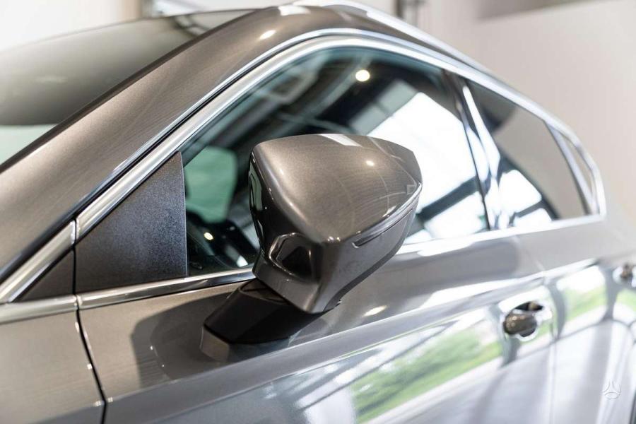 Grey SEAT Ateca 2025 in Vilnius, with an engine capacity of 1.50 L and mileage of 16 thousand km for 24990 €, photo 10 on AUTOMOTO.COM.LV