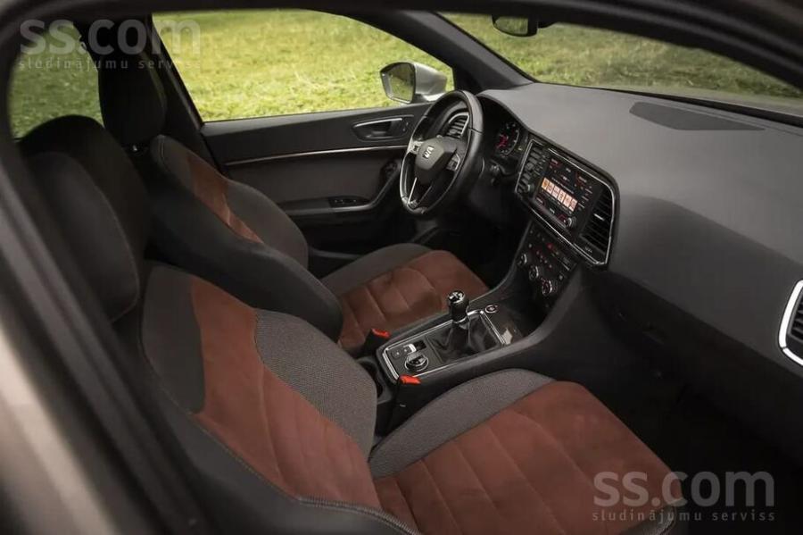 Grey SEAT Ateca 2017 in Riga, with an engine capacity of 2.00 L and mileage of 227 thousand km for 13900 €, photo 13 on AUTOMOTO.COM.LV